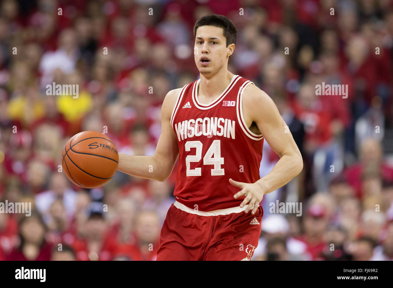 Madison, WI, USA. 28th Feb, 2016. Wisconsin Badgers guard Bronson ...