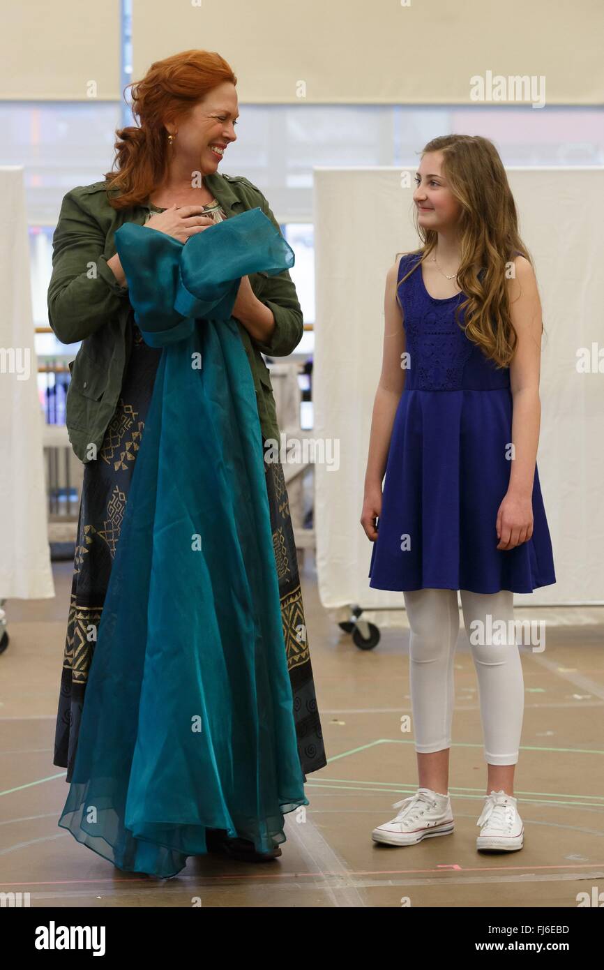 Sarah charles lewis hi-res stock photography and images - Alamy