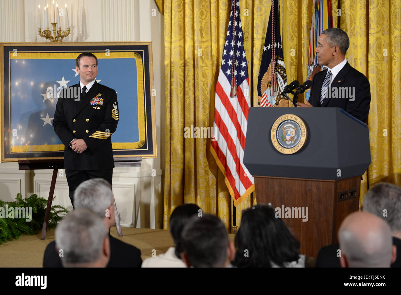 Senior chief edward byers hi-res stock photography and images - Alamy