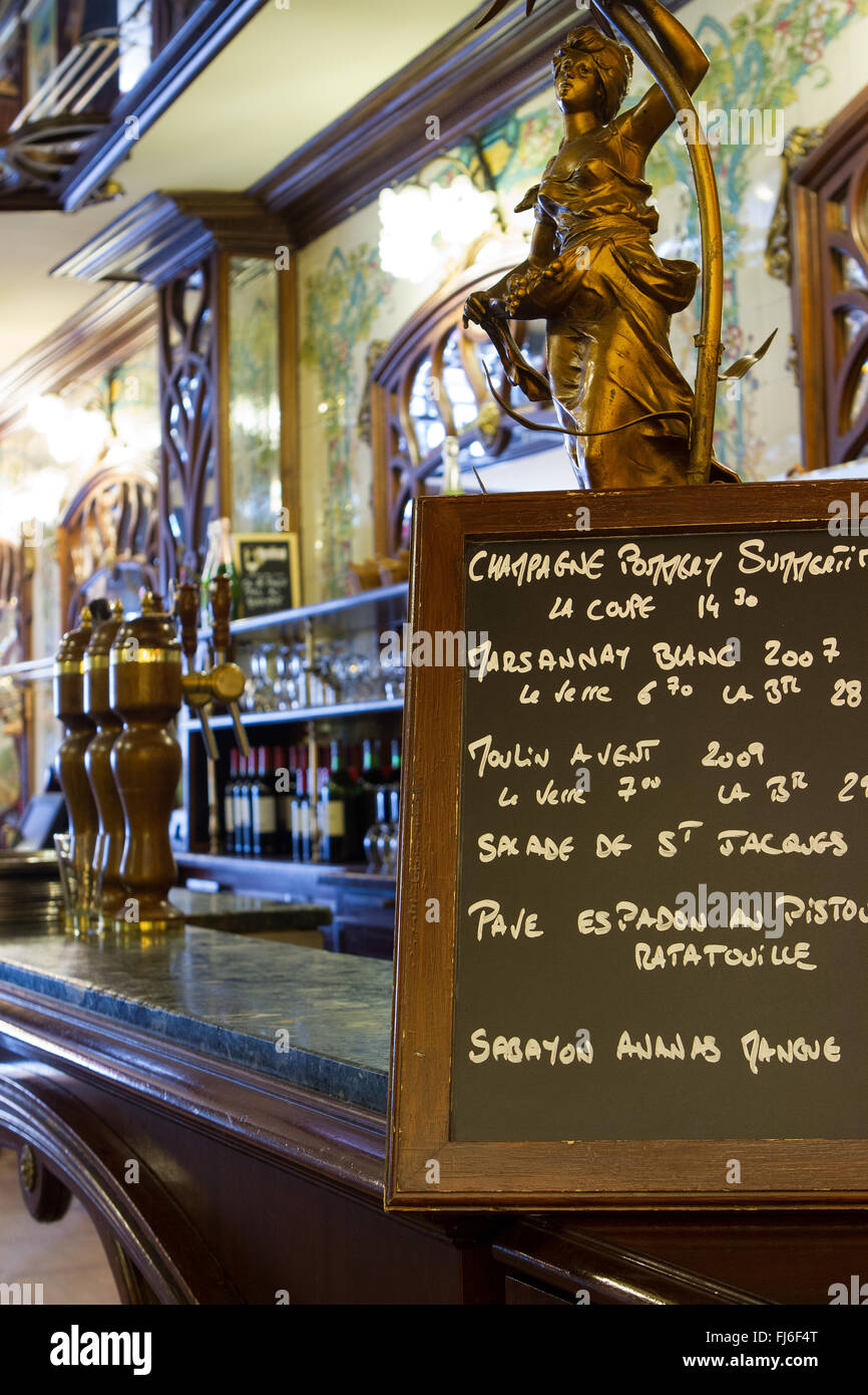 French menu in a Parisian restaurant Stock Photo - Alamy