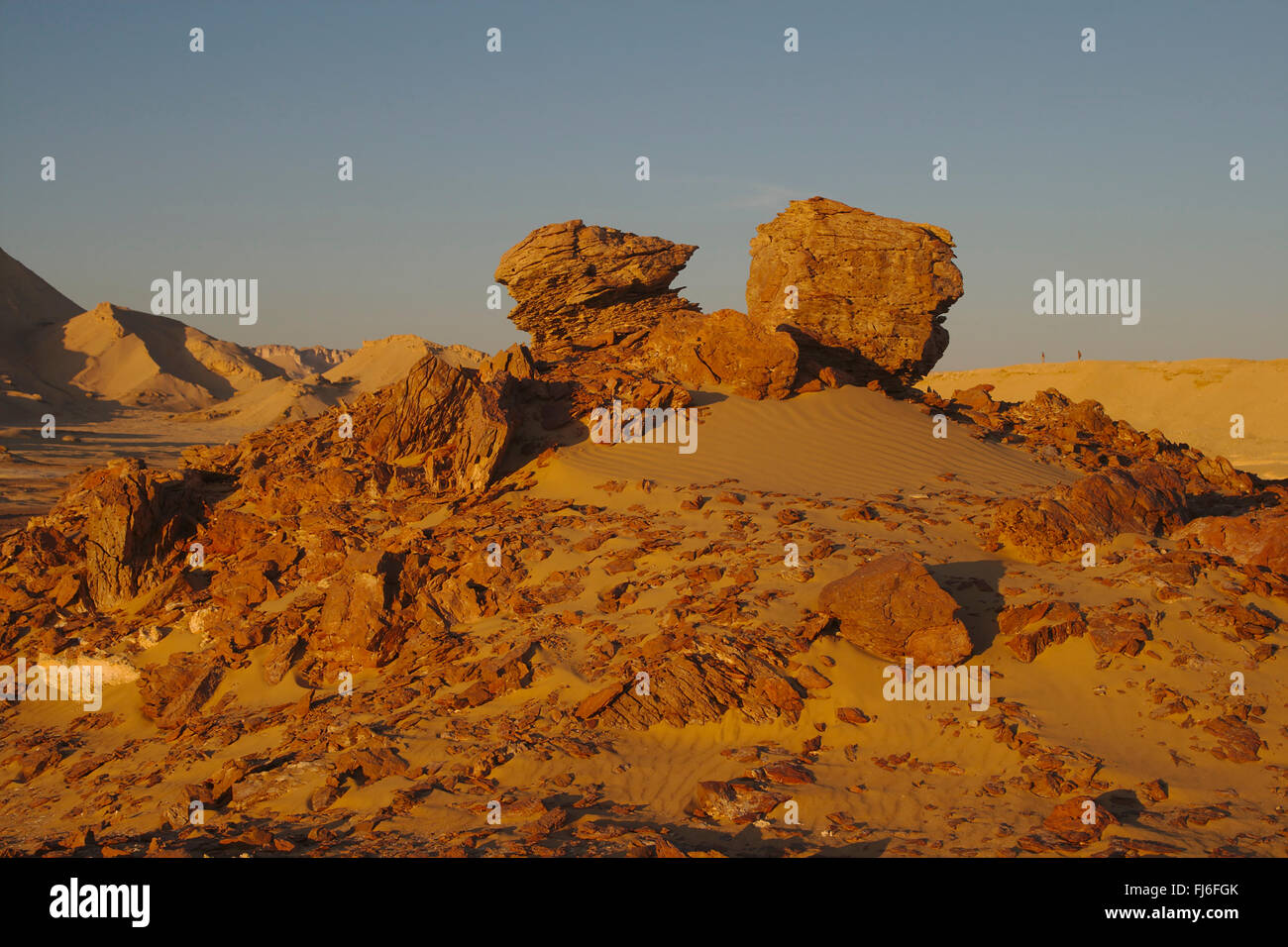 Desert landscape, Dakhla Oasis, Egypt Stock Photo - Alamy