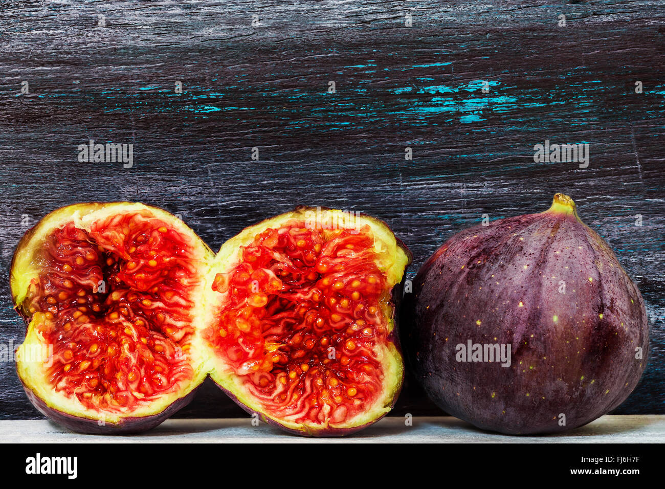 Ripe figs hi-res stock photography and images - Alamy