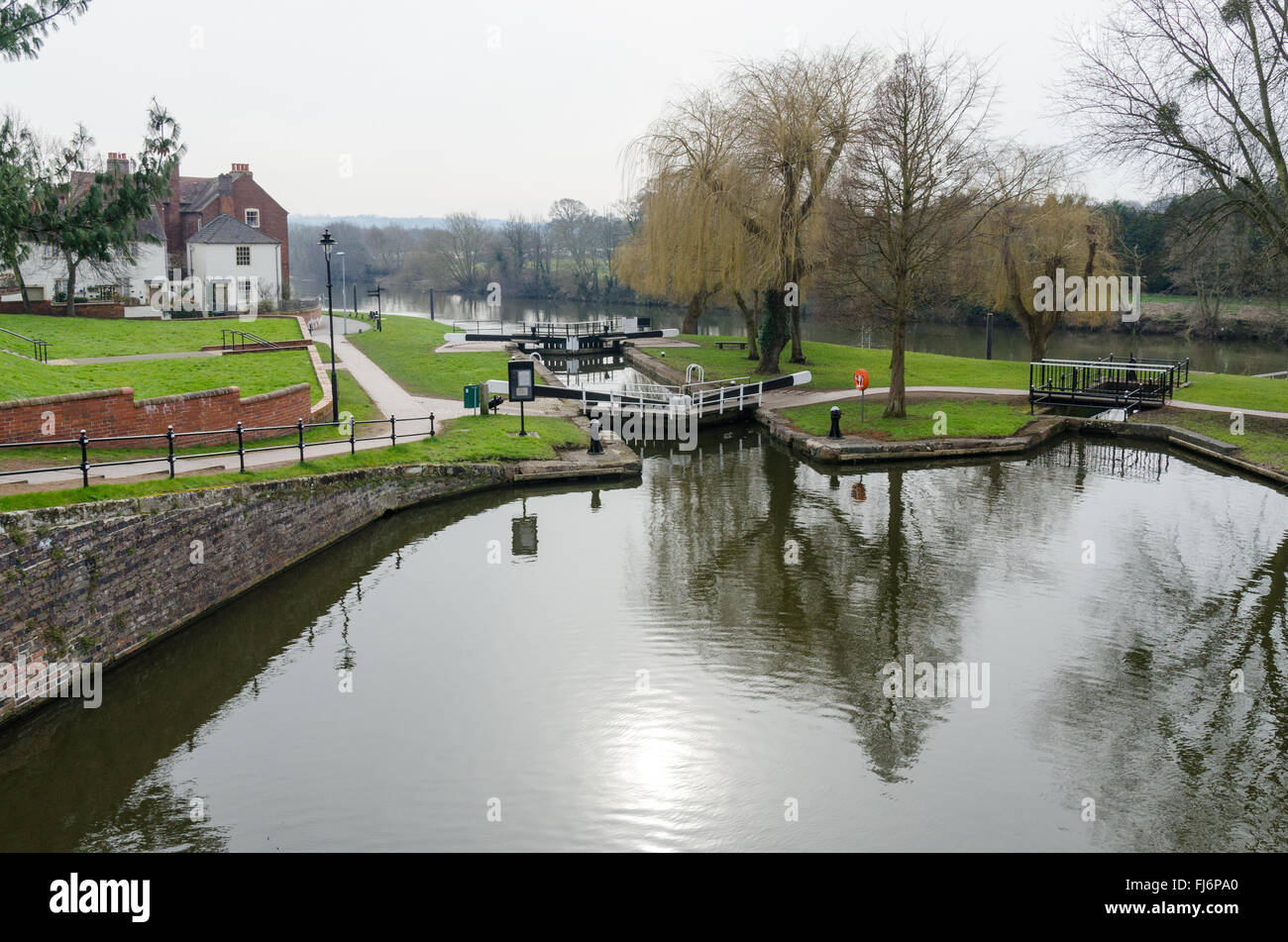 Locks on the River Stour where it meets the River Severn in Stourport ...