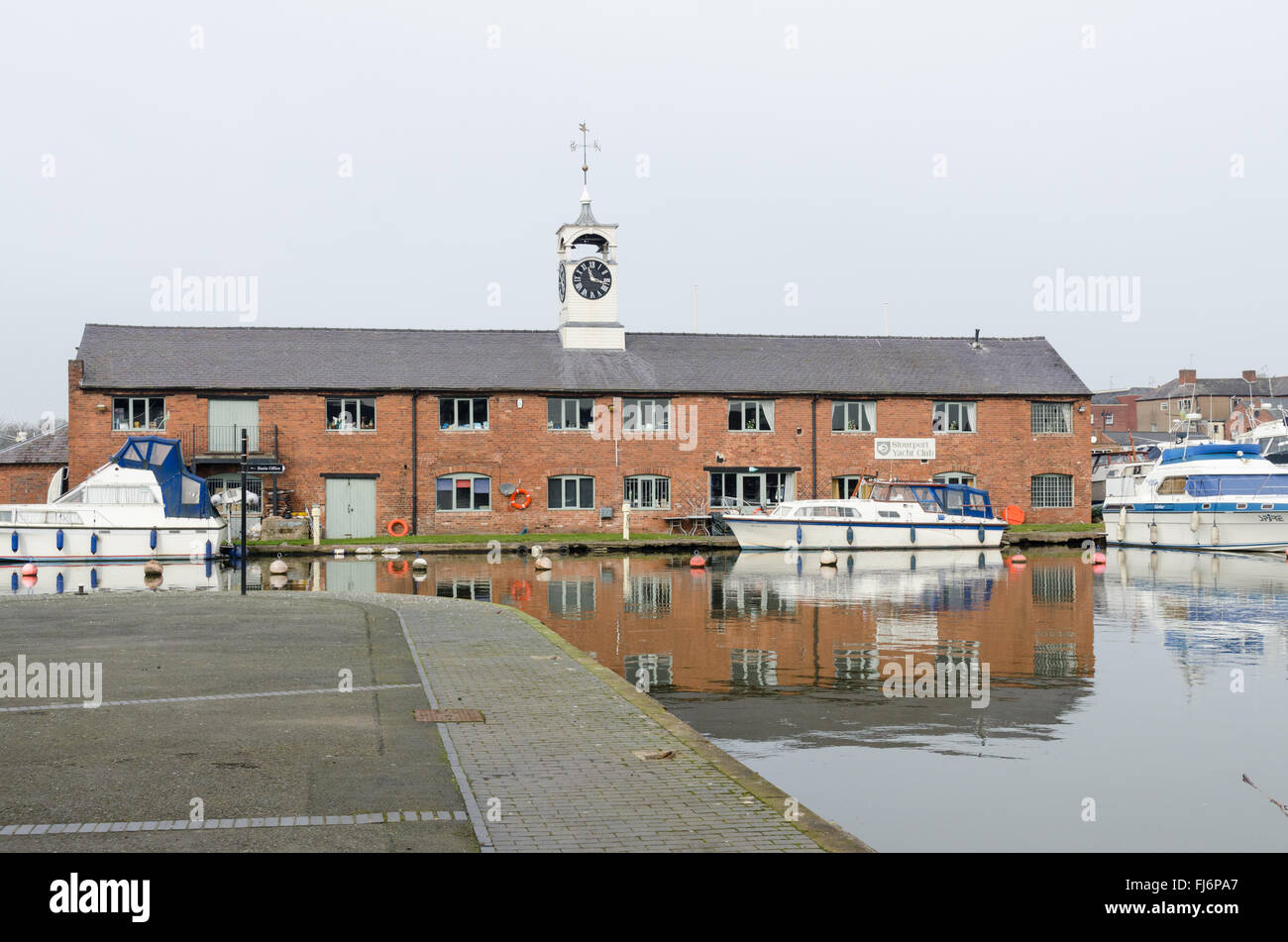 Stourport Basin in Stourport-on-Severn, Worcestershire Stock Photo - Alamy