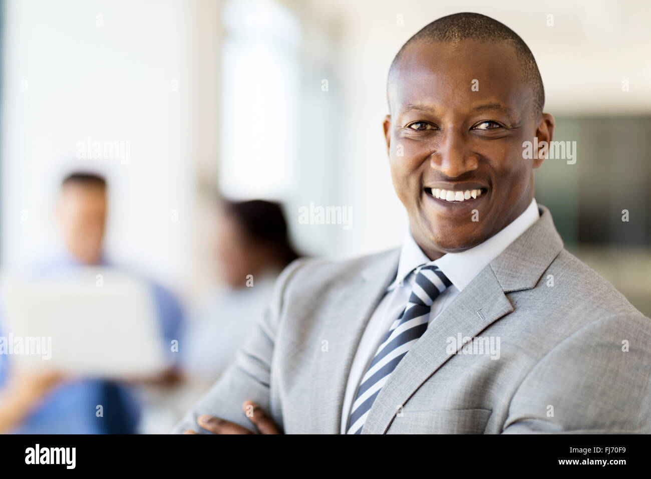 African office workers hi-res stock photography and images - Alamy