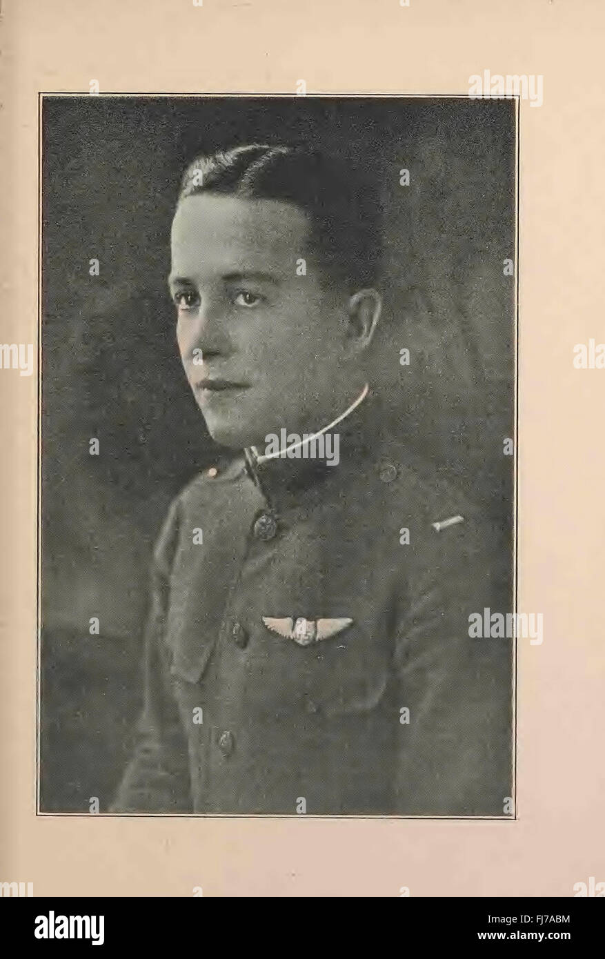 New England aviators 1914-1918; their portraits and their records (1919 ...