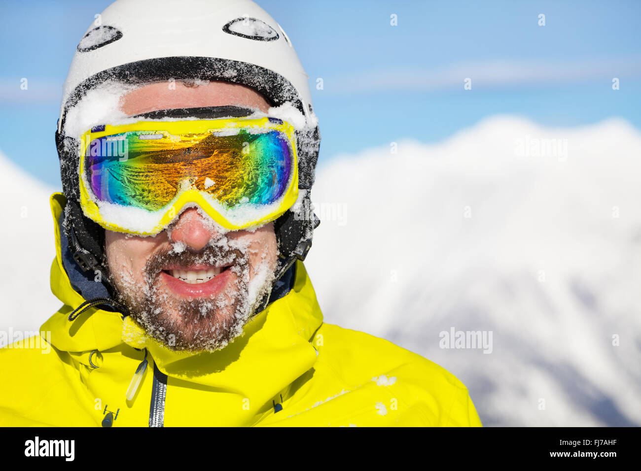 Male skier portrait hi-res stock photography and images - Alamy