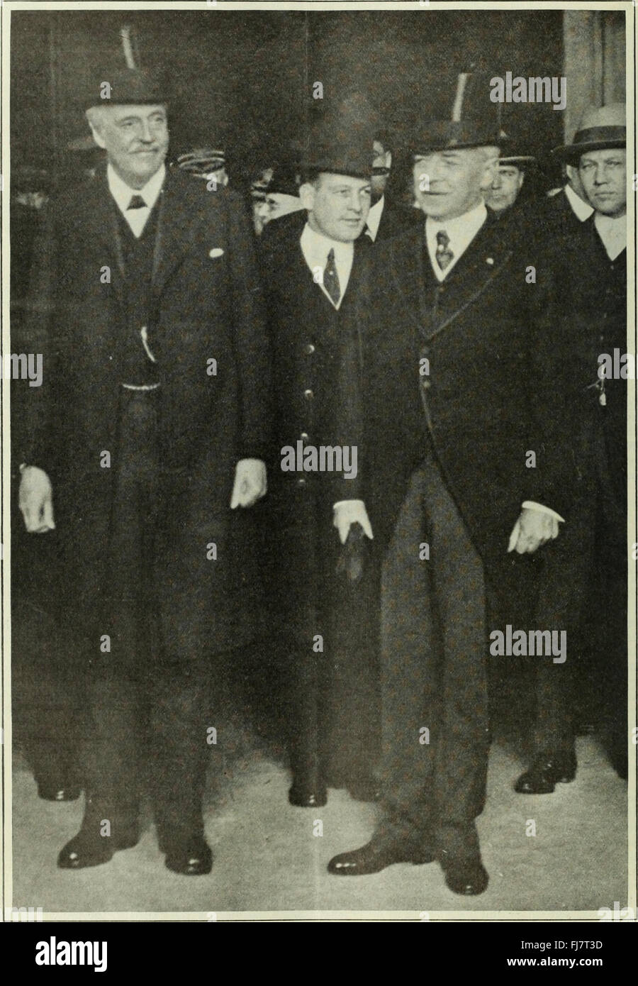 Historical political analysis hi-res stock photography and images - Alamy
