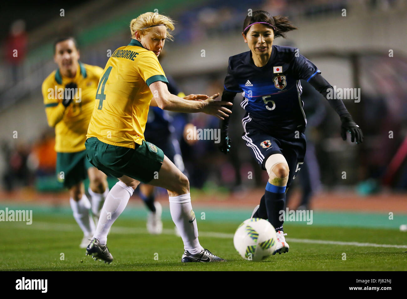 Olympic qualifying soccer australia hi-res stock photography and images ...