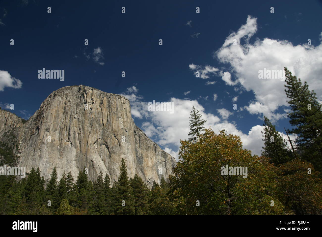 Vertical rock formation hi-res stock photography and images - Alamy