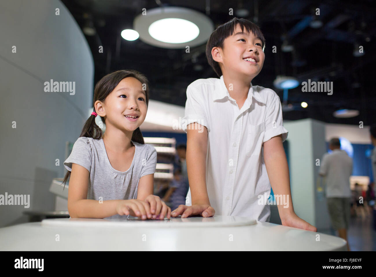 Chinese children in science and technology museum Stock Photo - Alamy