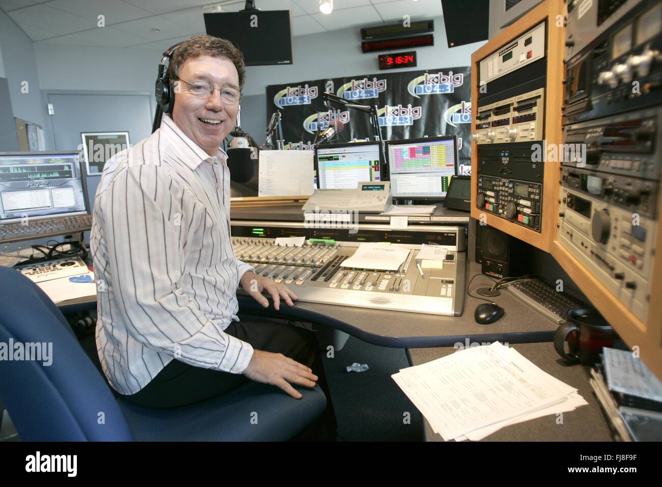 Khj radio hi-res stock photography and images - Alamy