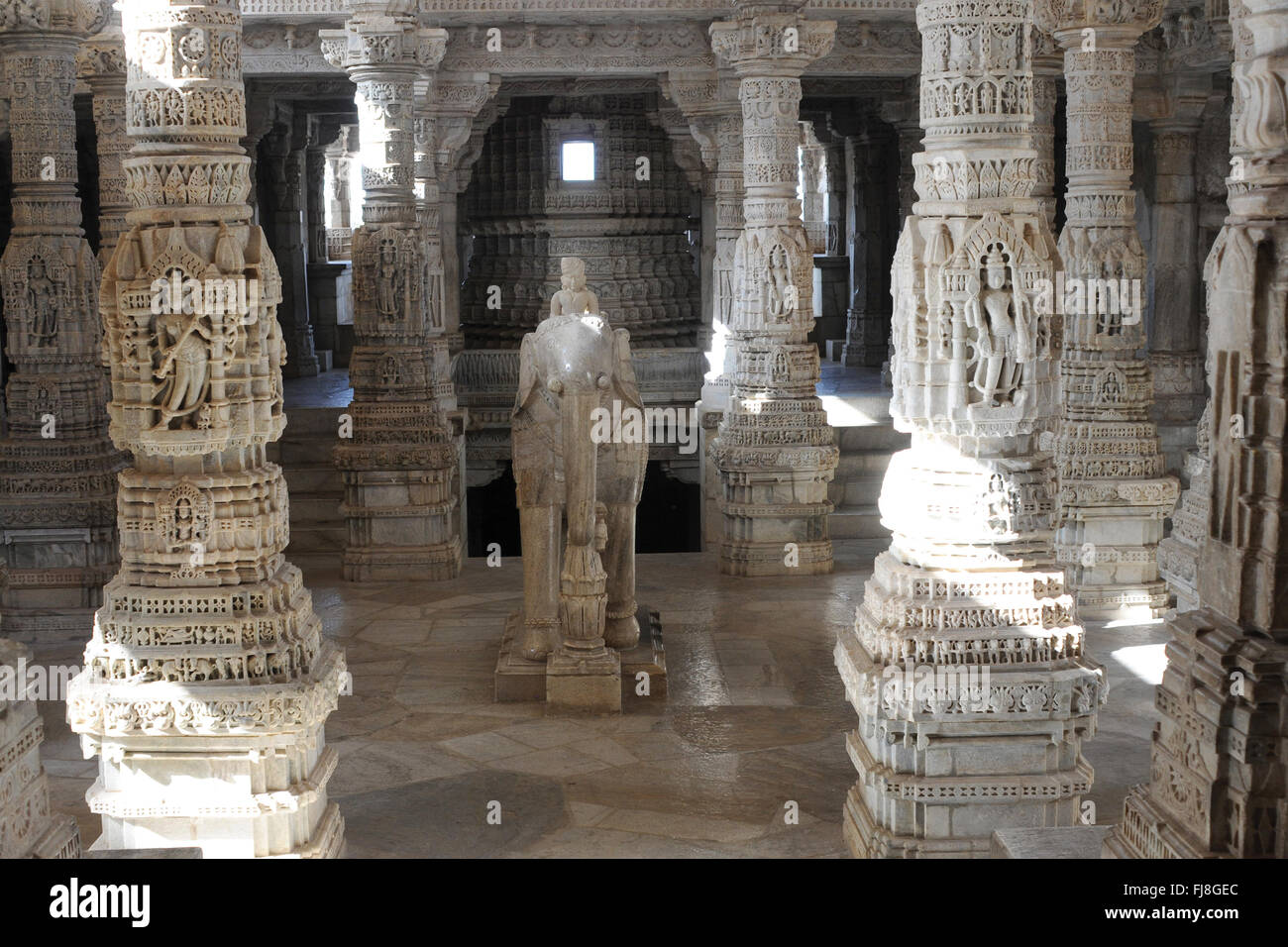 Adinath jain temple in ranakpur, rajasthan, india, asia Stock Photo - Alamy