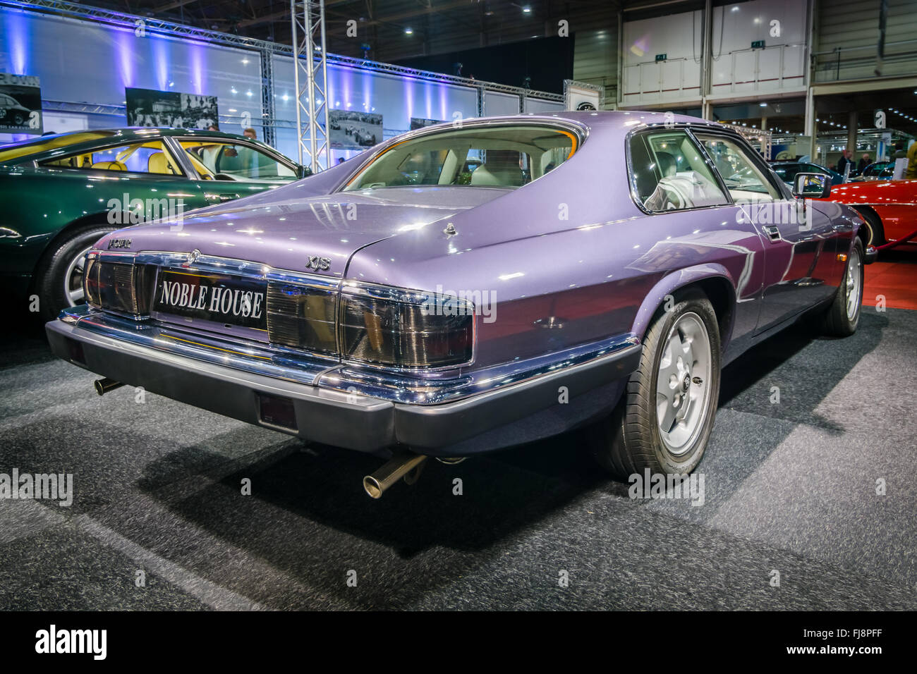 Jaguar xjs 1993 hi-res stock photography and images - Alamy