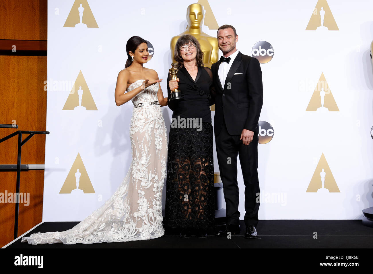 Hollywood, California. 28th Feb, 2016. Editor Margaret Sixel, winner of ...