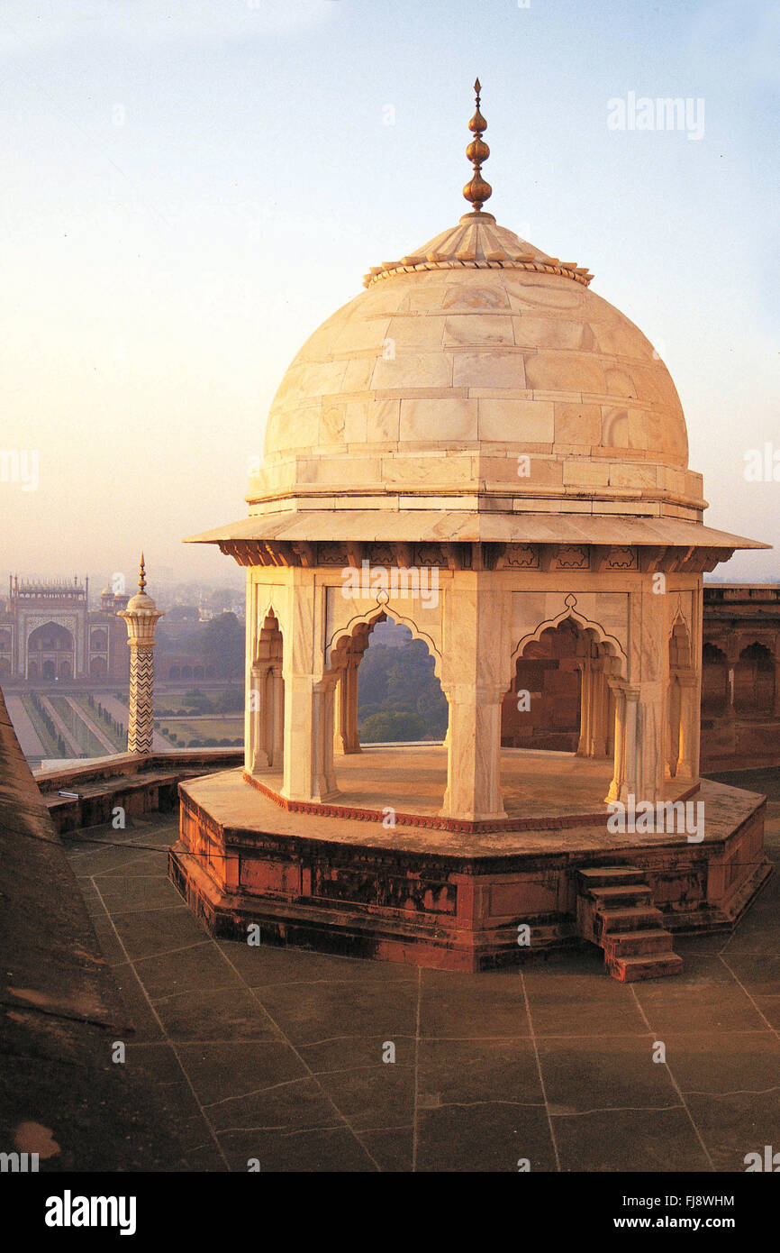 Chhatri Of Taj Mahal High Resolution Stock Photography and Images - Alamy