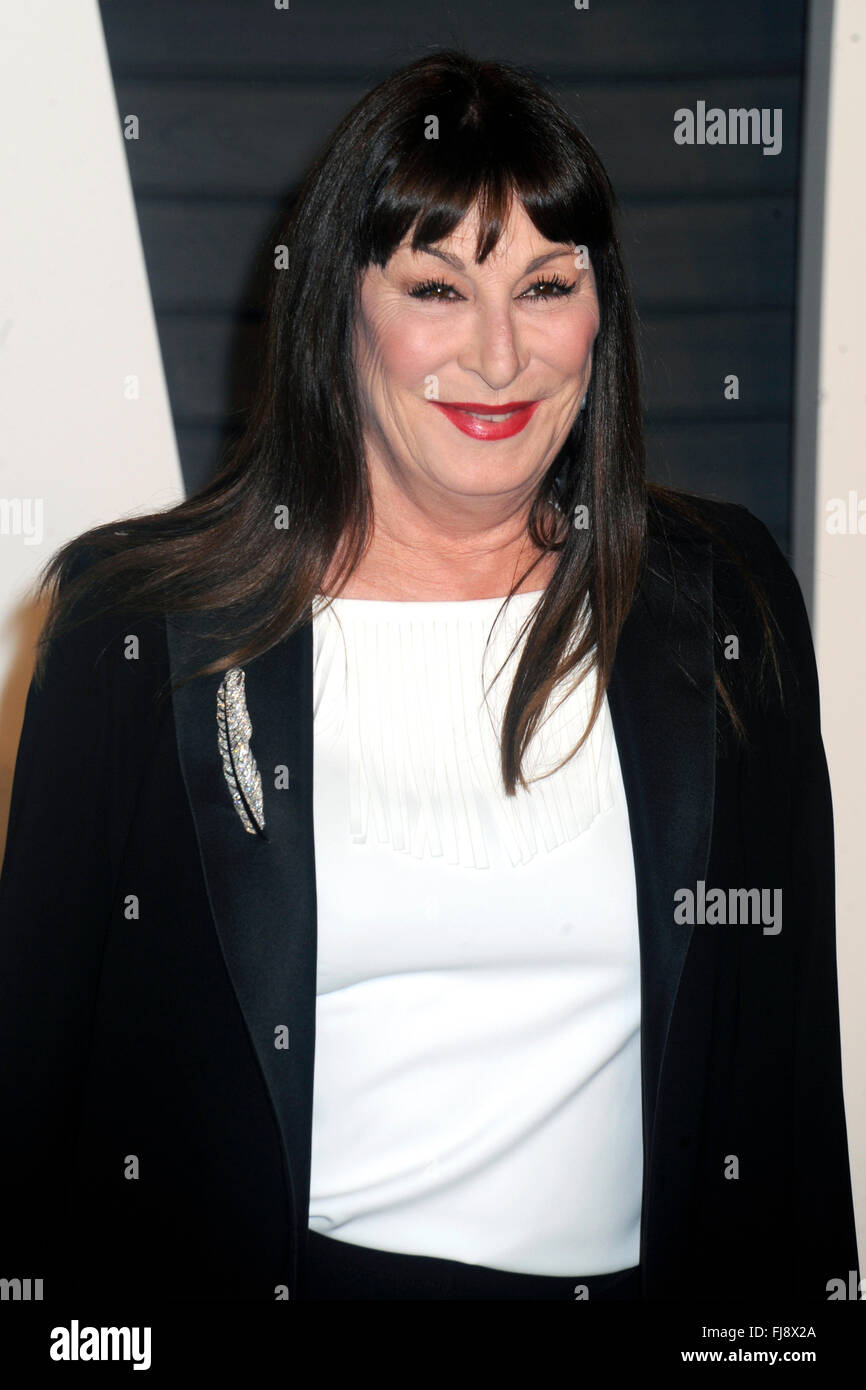Anjelica huston and academy awards hi-res stock photography and images ...
