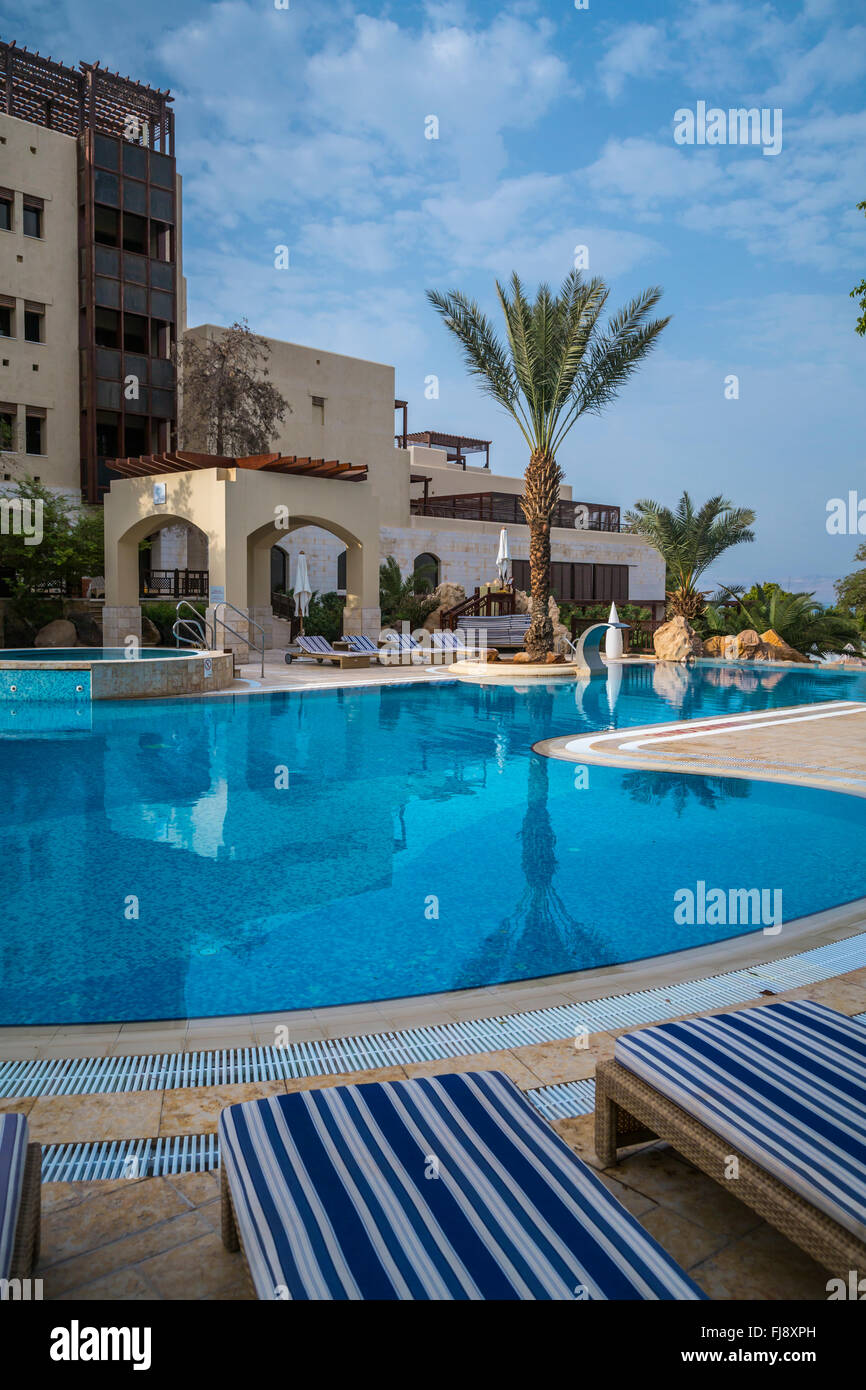 The marriott hotel resort on dead sea hi-res stock photography and ...