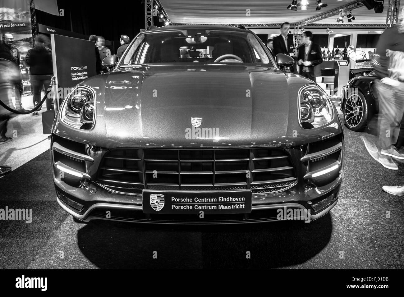 Crossover utility vehicle hi-res stock photography and images - Alamy