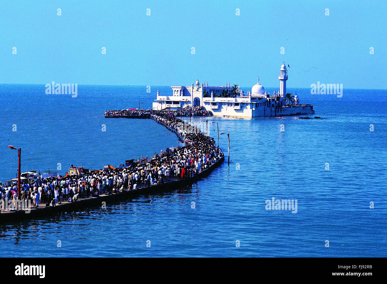 Haji ali dargah hi-res stock photography and images - Alamy
