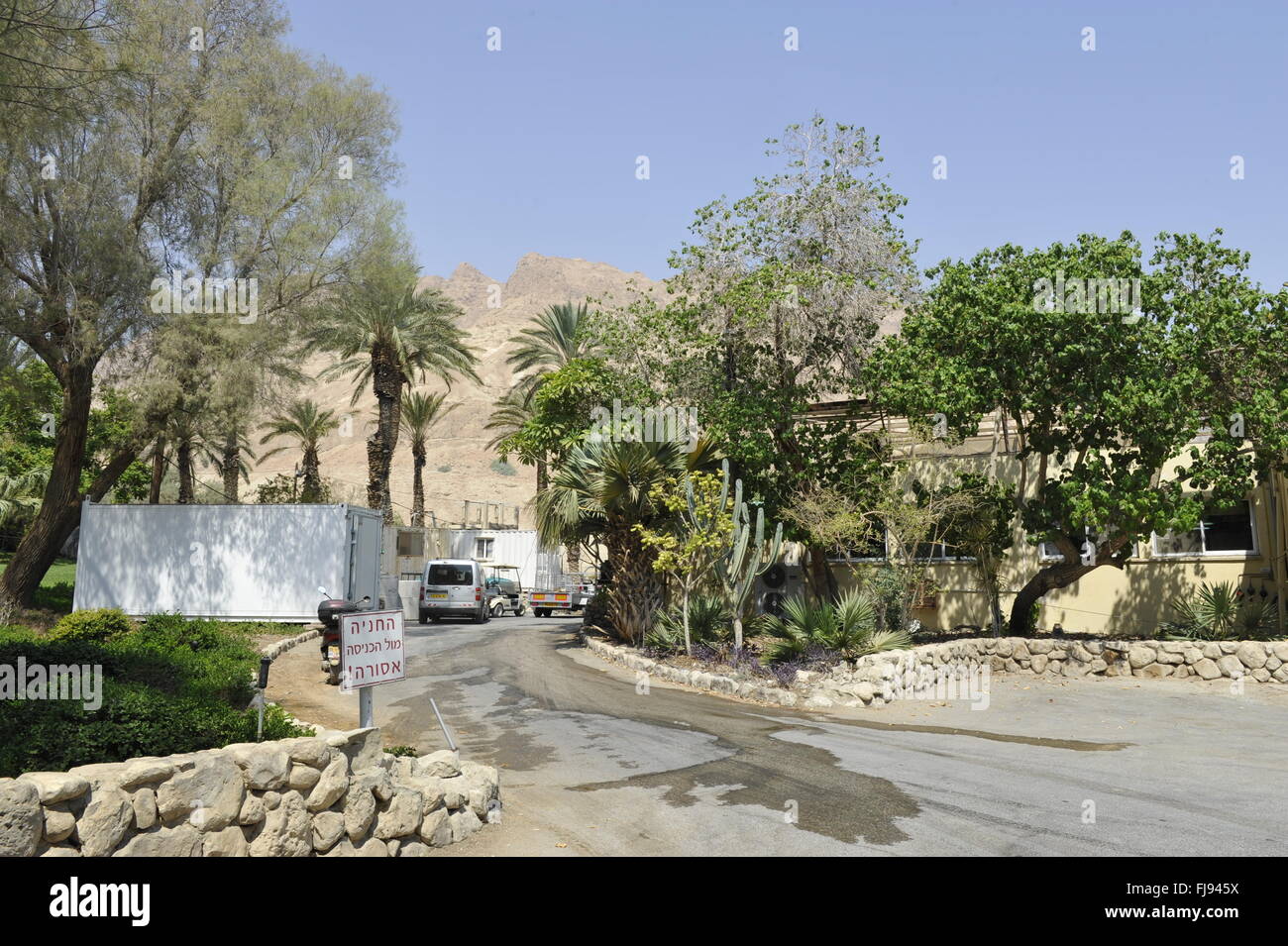 Kibbutz is a community of communism in Israel, an utopia. 1st Mar, 2016 ...