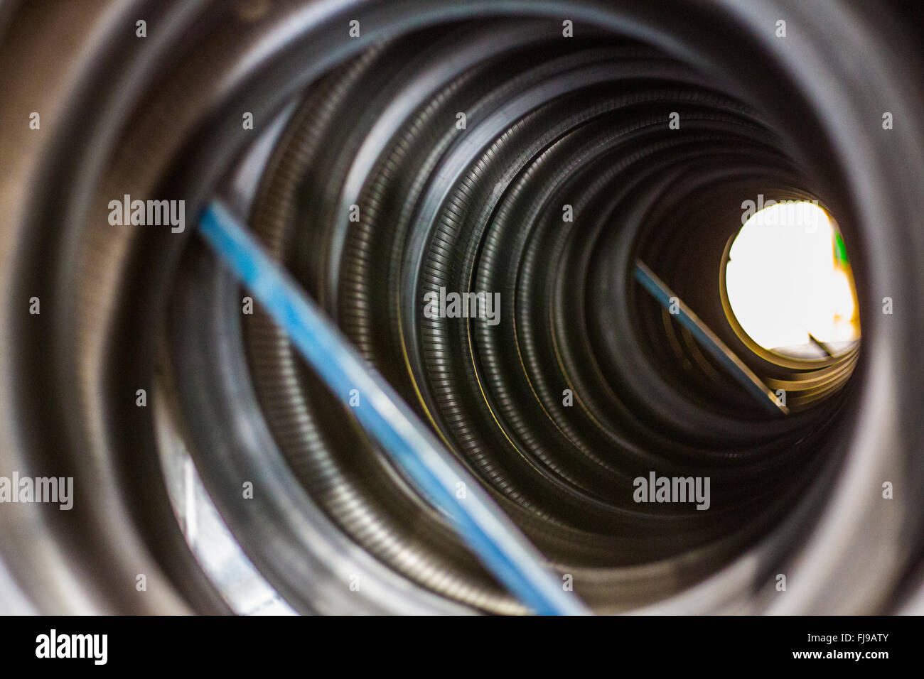 Car tyres rack hi-res stock photography and images - Alamy