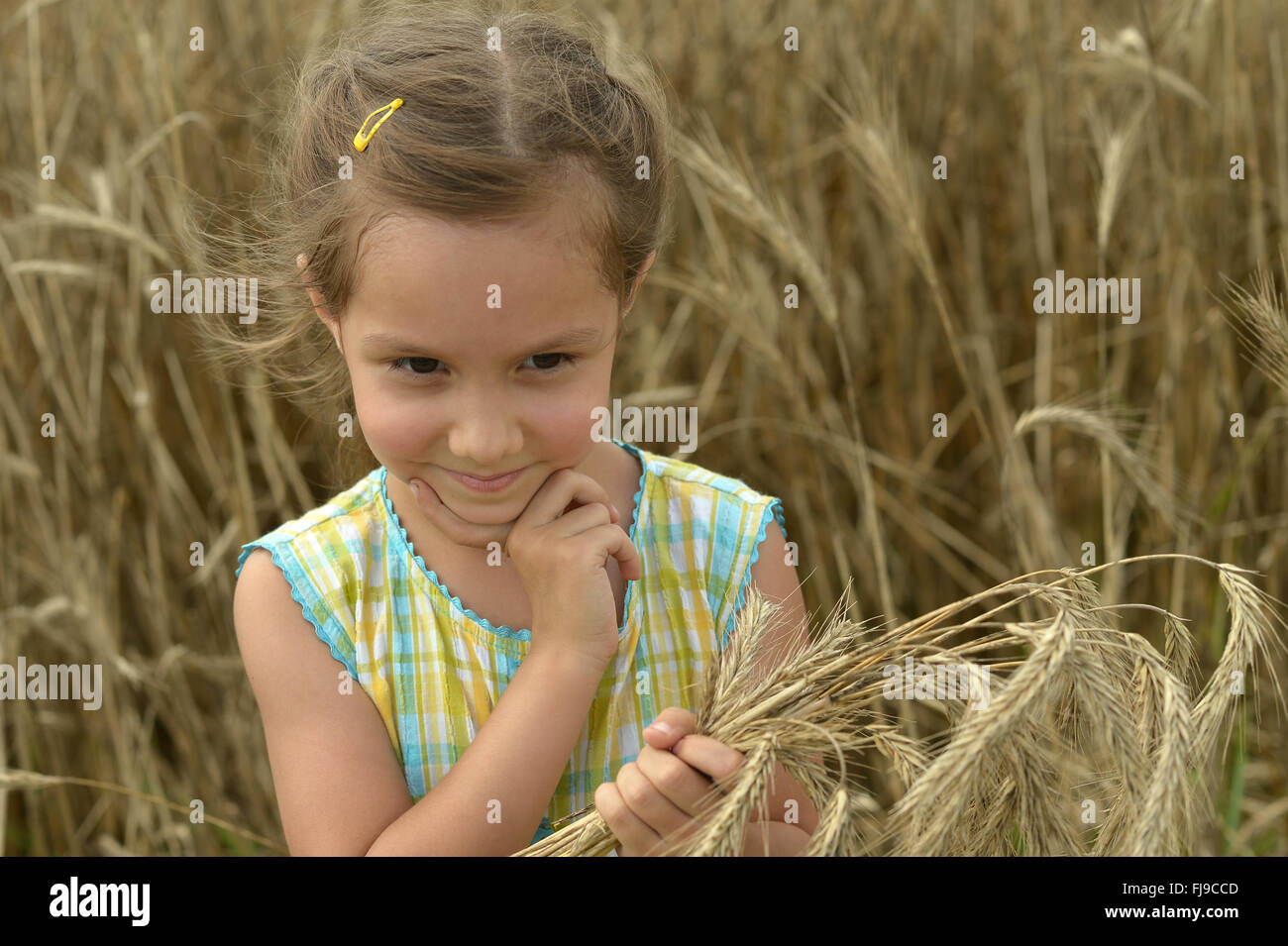 Little girl running Stock Photo - Alamy Little girl running Stock Photo - Alamy