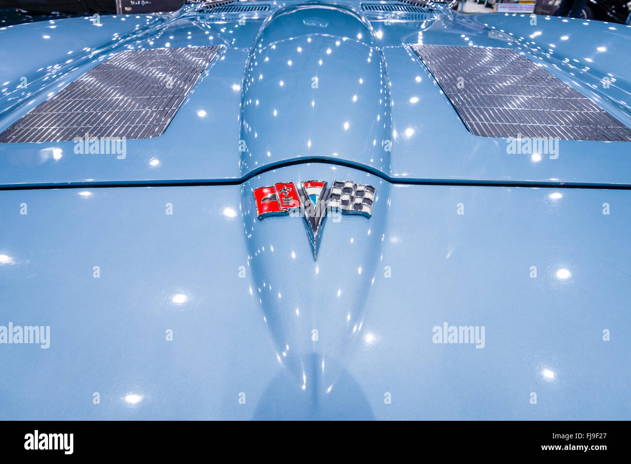 Detail and emblem of the sports car Chevrolet Corvette C2 "Split Window ...