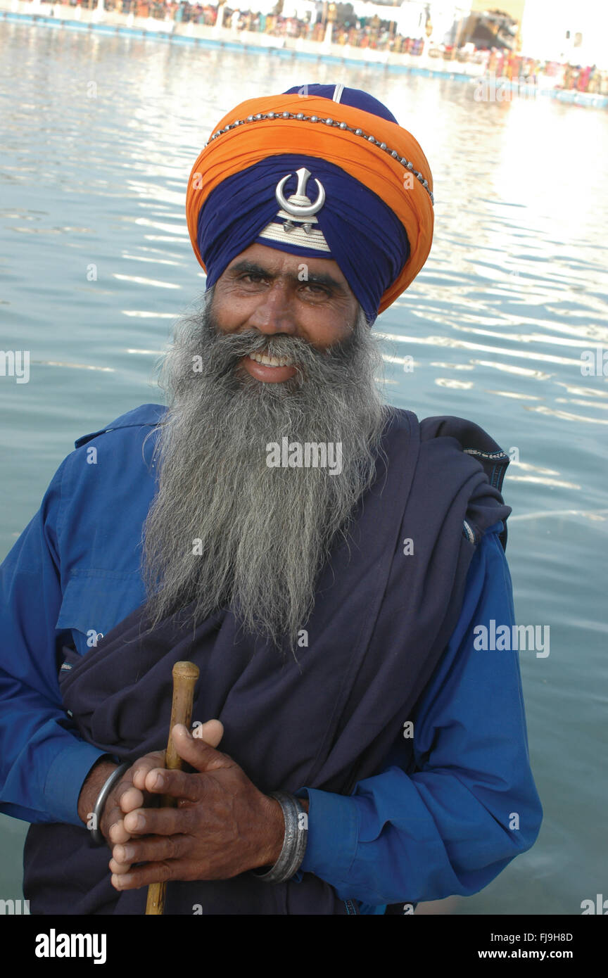 Nihang sikh, golden temple, amritsar, punjab, india, asia Stock Photo ...