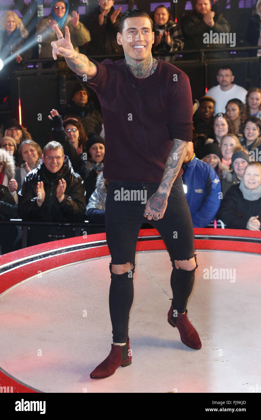 Jeremy McConnell is evicted from the Big Brother House Featuring ...