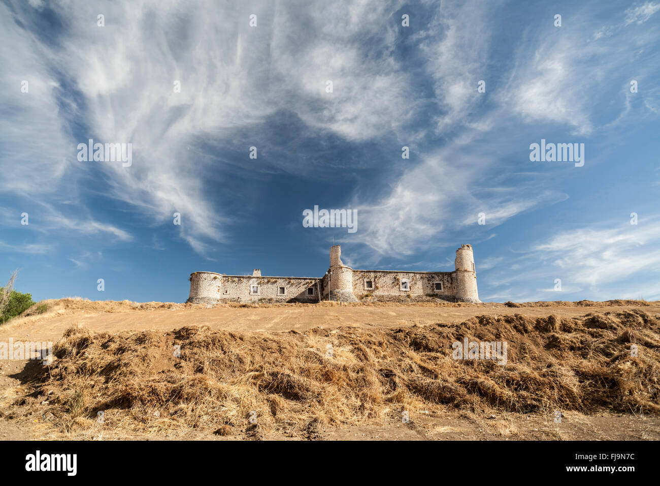 Condes de chinchon castle hi-res stock photography and images - Alamy