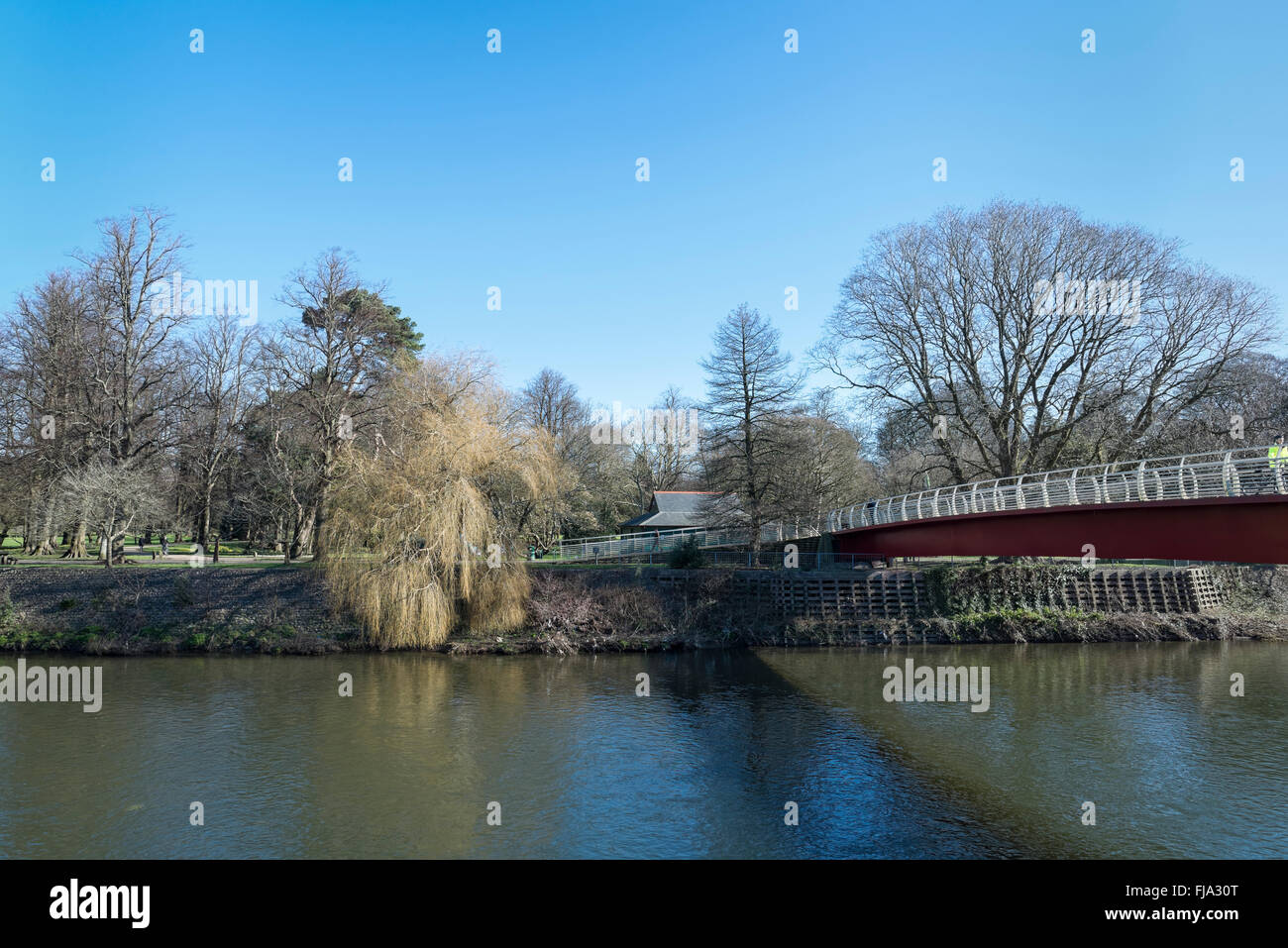 Footbridge crossing the River Taff, Bute Park, Cardiff Stock Photo - Alamy