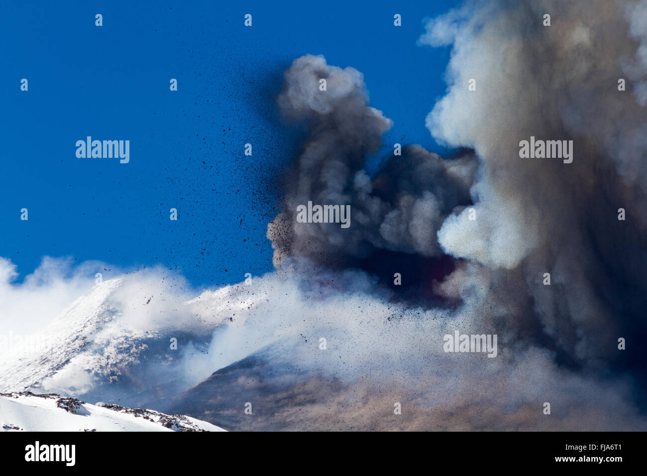 Volcano Etna eruption Stock Photo - Alamy
