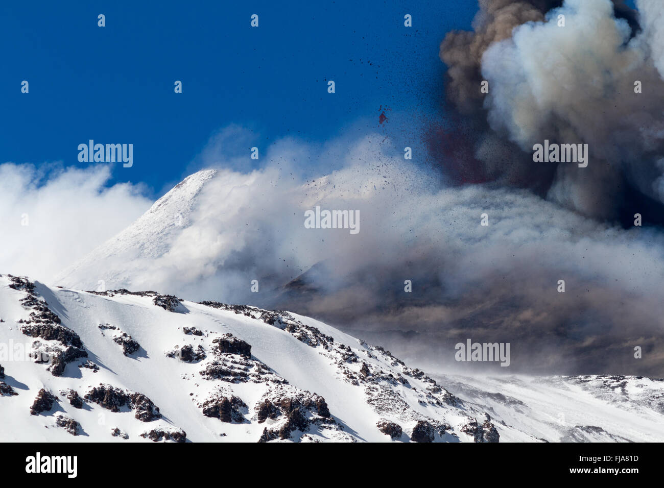 Volcano Etna eruption Stock Photo - Alamy