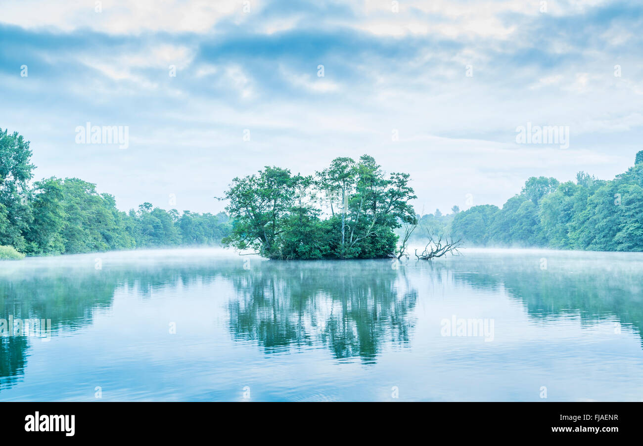 Lake ashby hi-res stock photography and images - Alamy