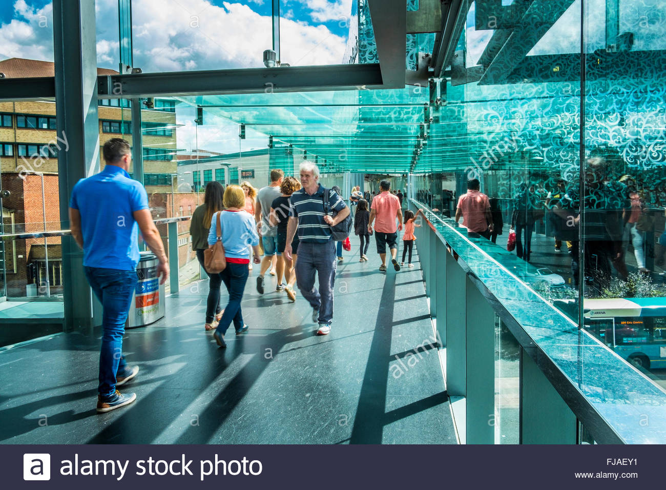 Pedestrian Walkway Stock Photos & Pedestrian Walkway Stock Images - Alamy