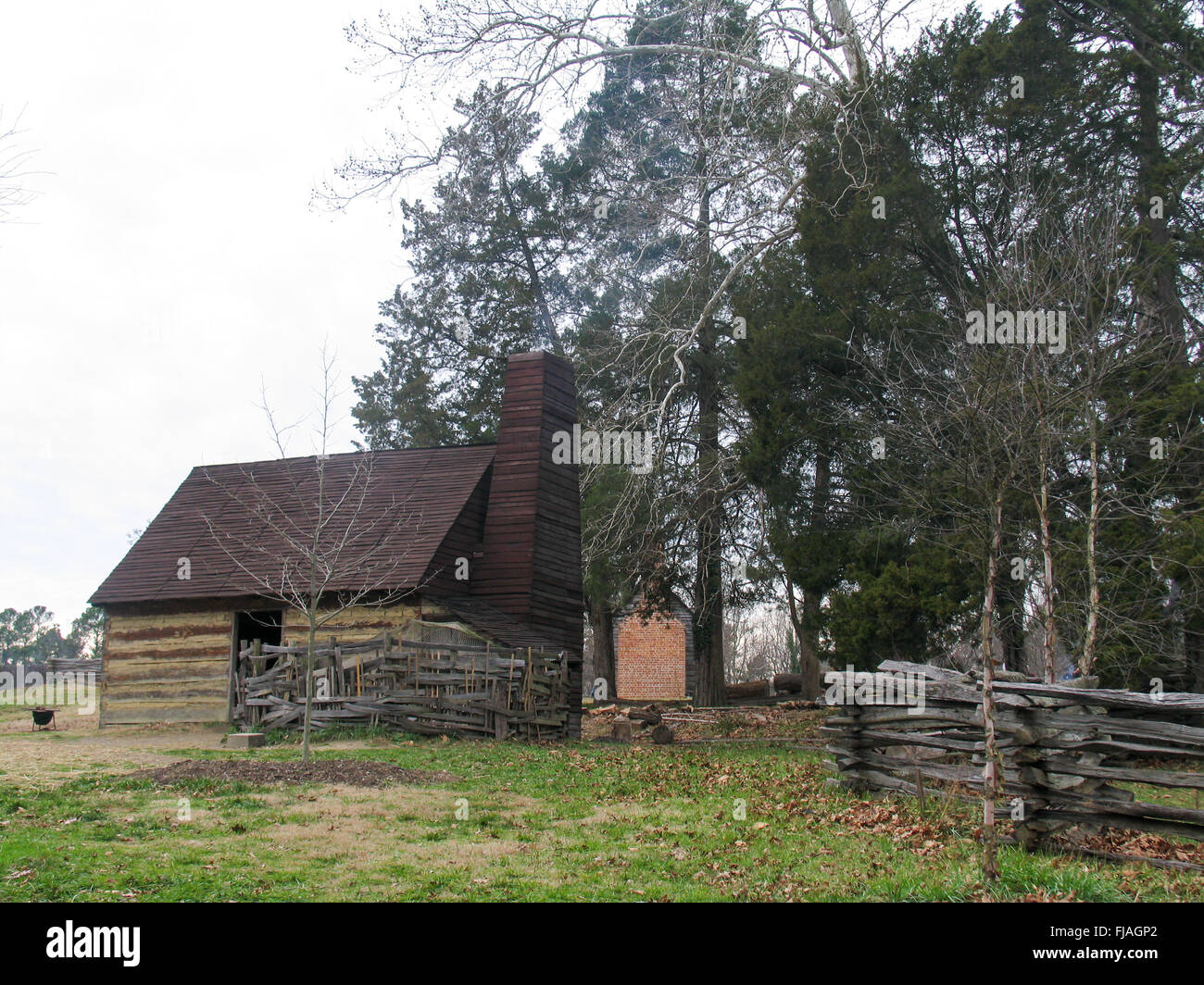 American Colonial timber farmhouse Stock Photo - Alamy
