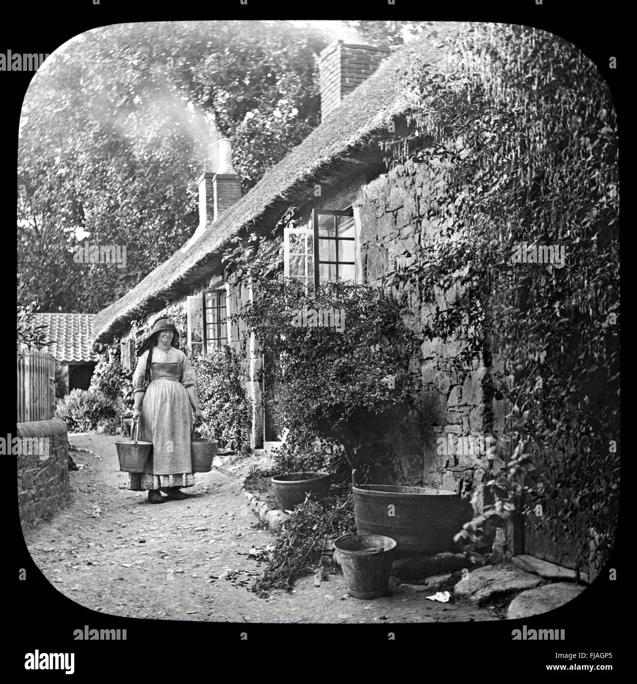 Thatched cottage minehead hi-res stock photography and images - Alamy