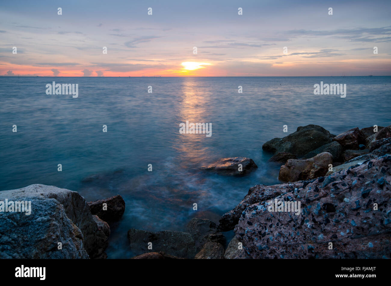 Beautiful picturesque empty beach hi-res stock photography and images ...