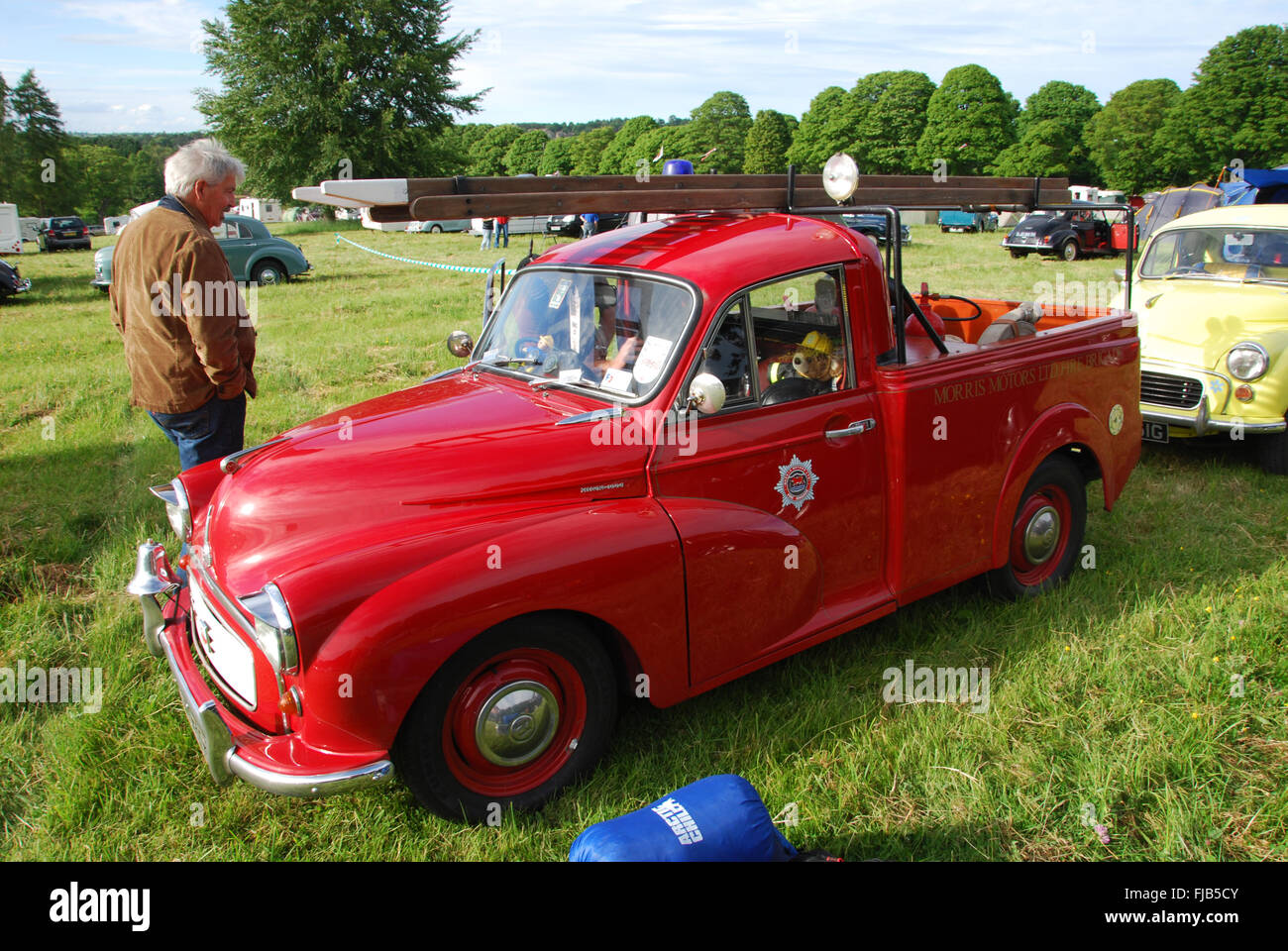 Morris Minor fire engine, Cornbury Park 2015, Oxford United Kingdom ...
