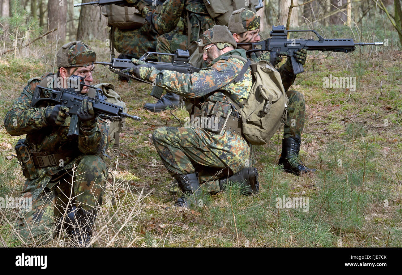 Munster, Germany. 01st Mar, 2016. Kurdish officers training at the ...