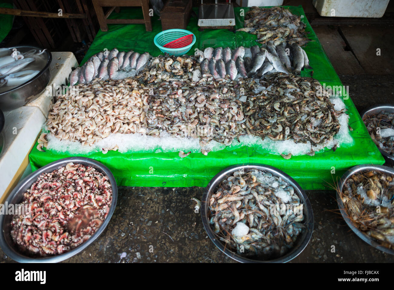 Myanmar seafood cuisine hi-res stock photography and images - Alamy