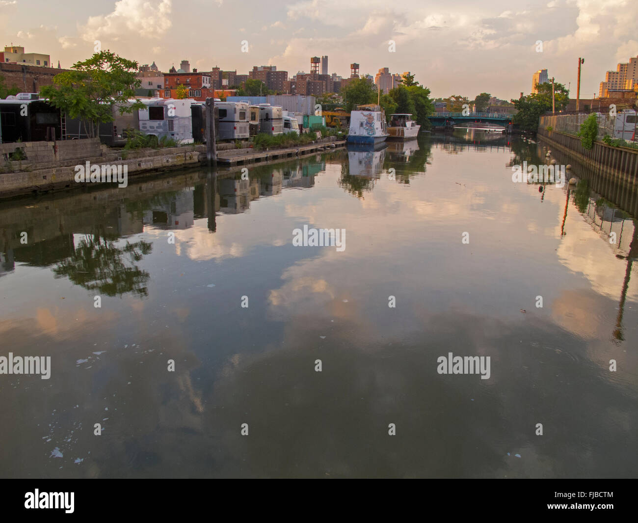 Hook canal creek hi-res stock photography and images - Alamy