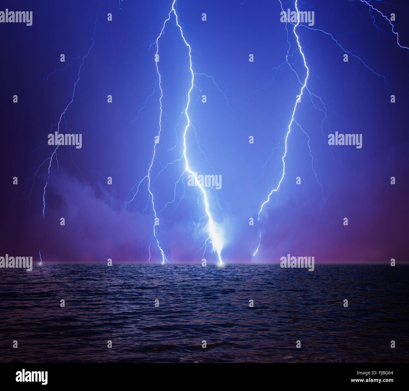 Lightning in a stormy sky Stock Photo - Alamy