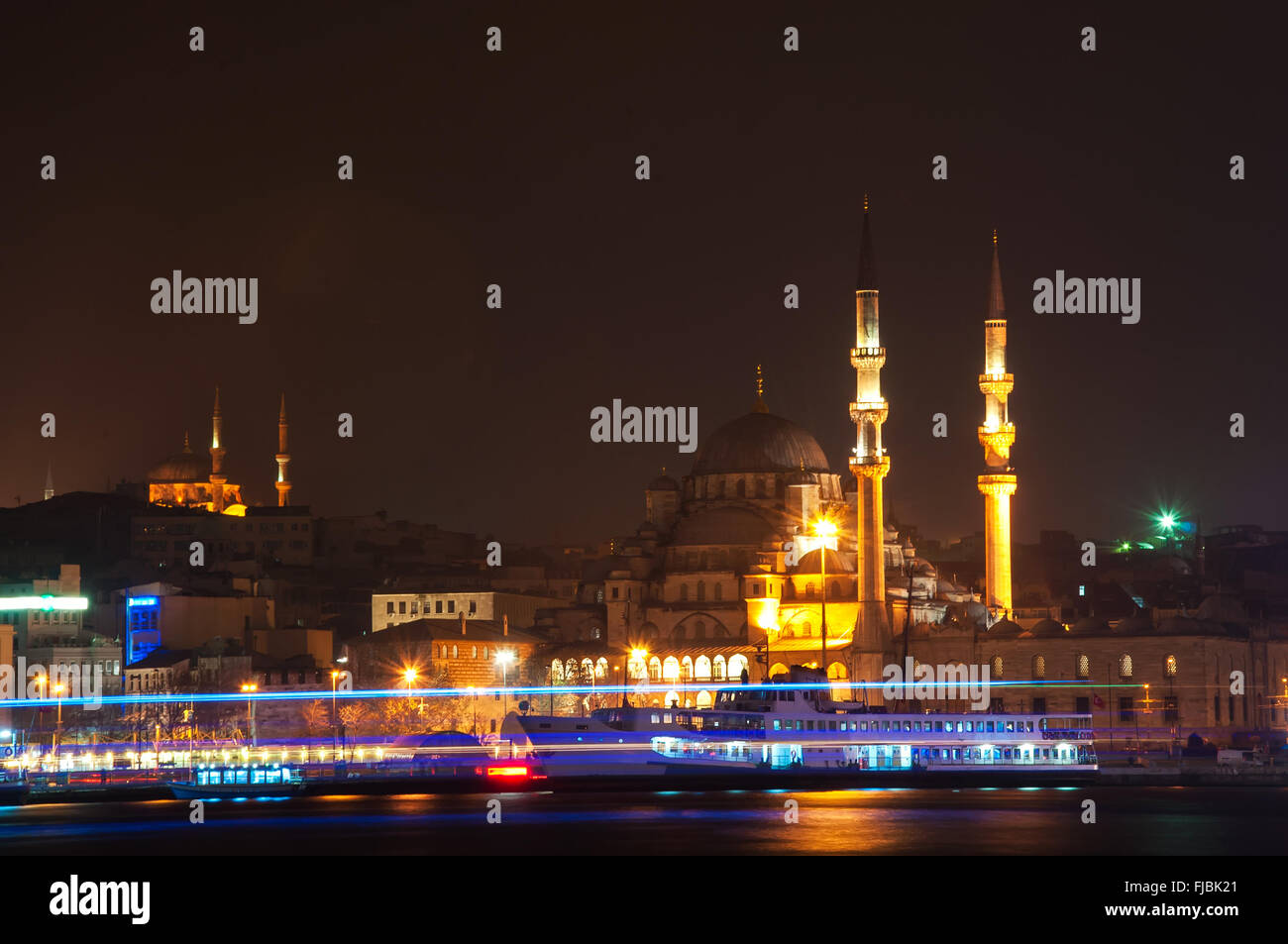 Channel istanbul hi-res stock photography and images - Alamy