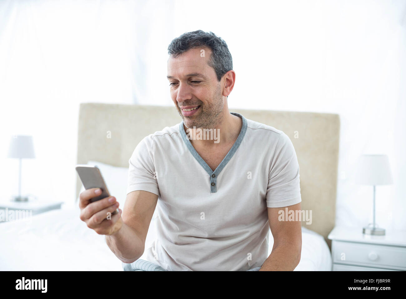 Smartphone night bedroom hi-res stock photography and images - Alamy