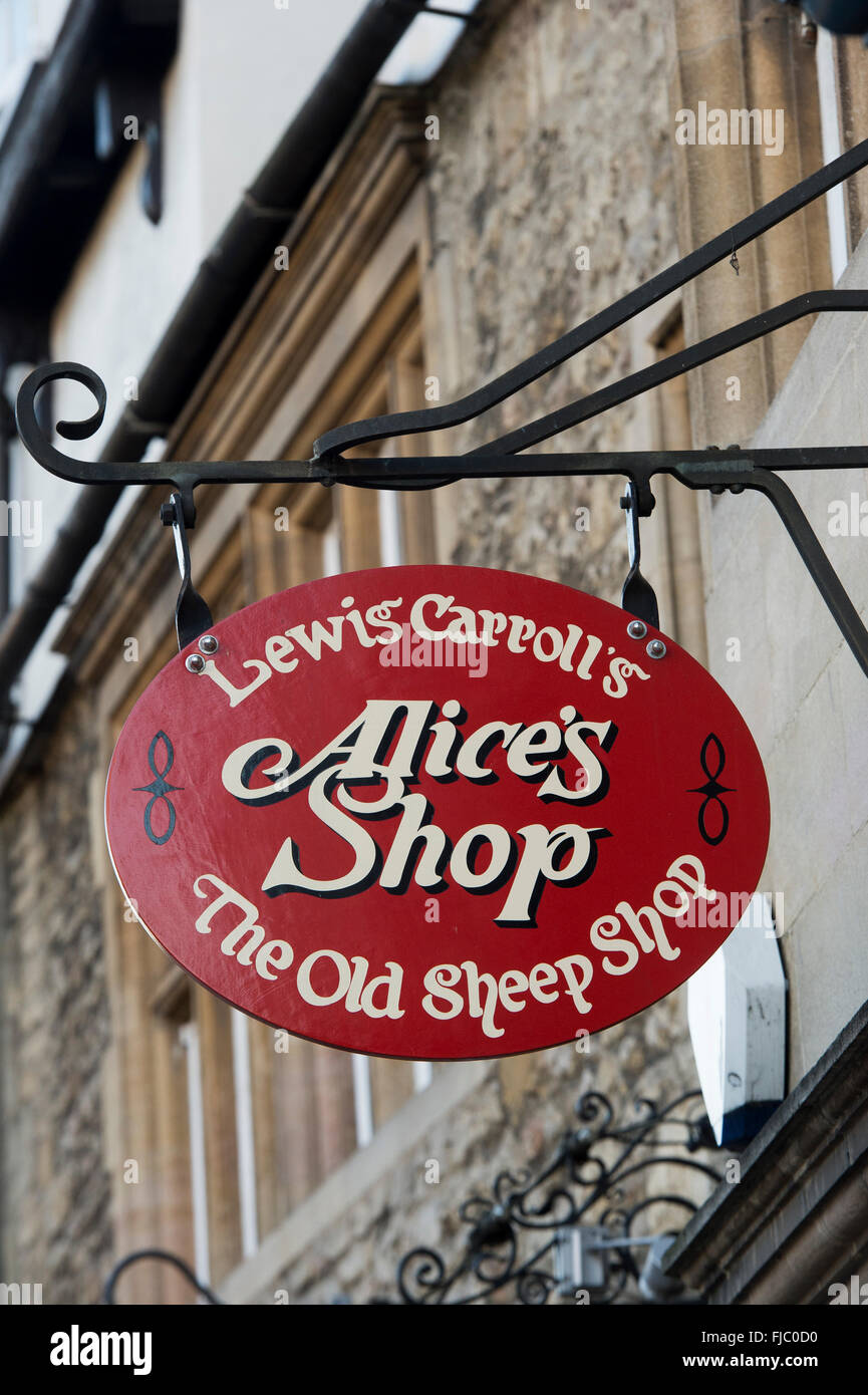 Alices Shop. The Alice in Wonderland Shop, Oxford, England Stock Photo ...