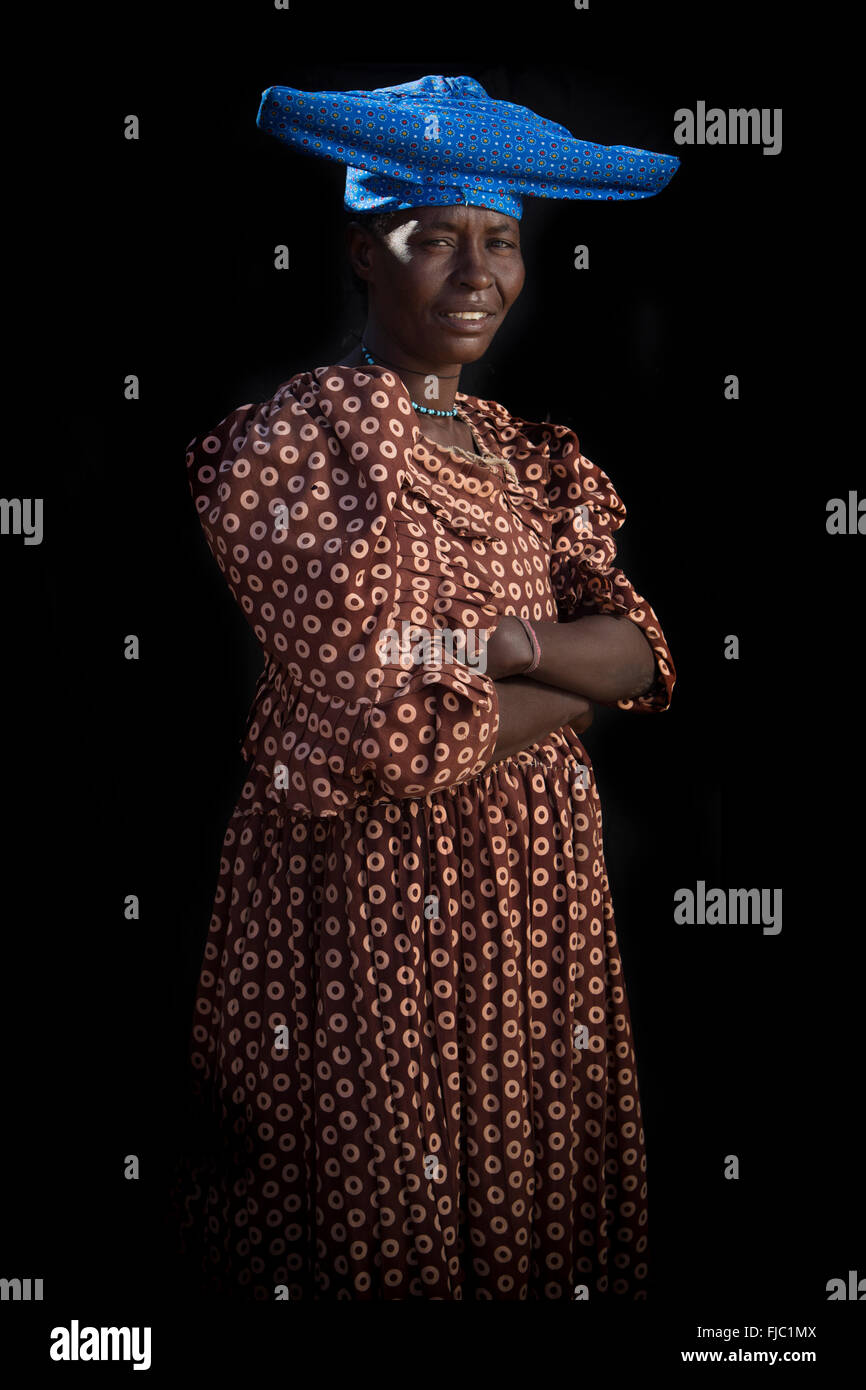 Bantu woman hi-res stock photography and images - Alamy
