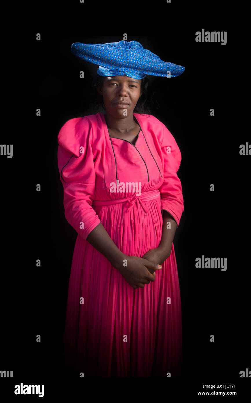 Bantu woman hi-res stock photography and images - Alamy