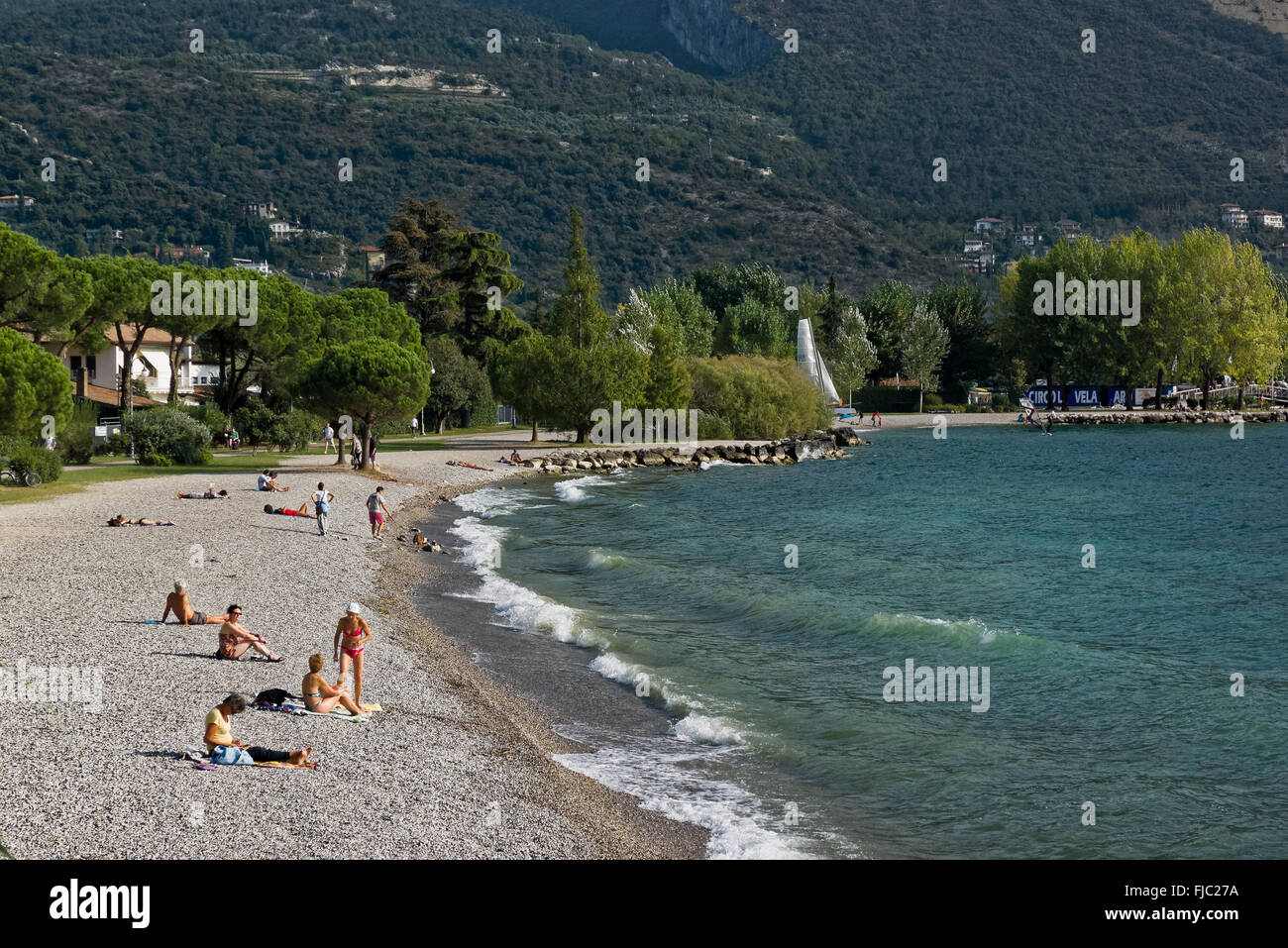 Strand, Torbole, Gardasee, Trentino, Italien | Beach, Torbole, Lake ...